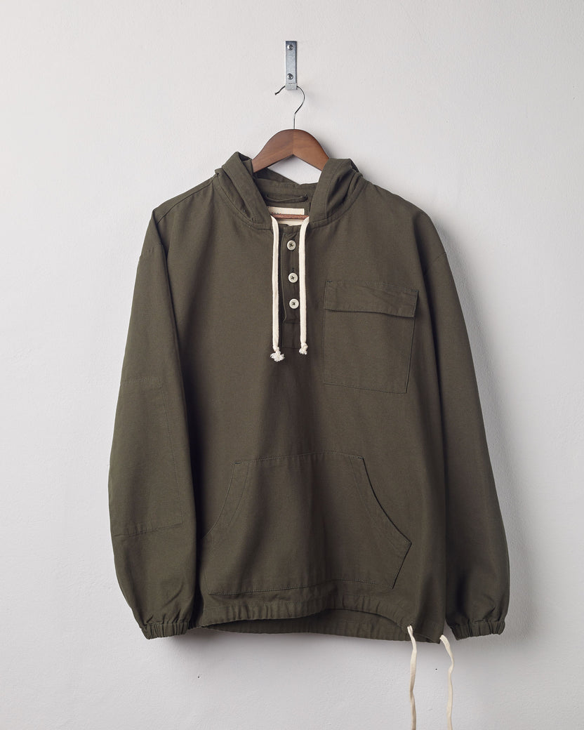 Uskees smocks | timeless organic hooded smocks